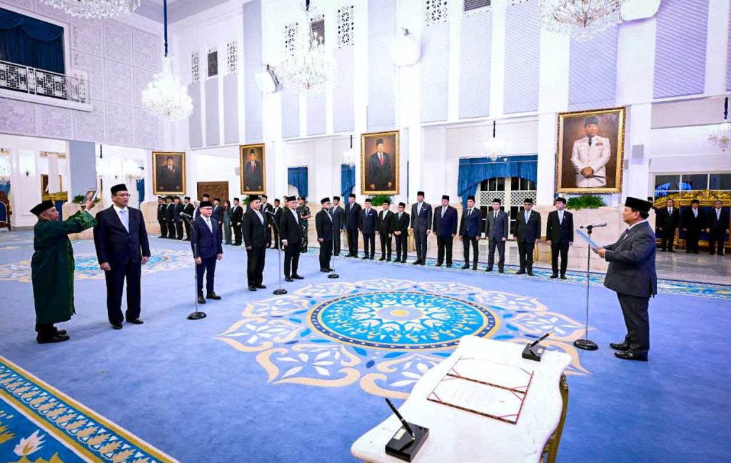 Reshuffle Kabinet! Prabowo Lantik 4 Menteri dan 1 Wakil Menteri Baru - www.sketsanews.id